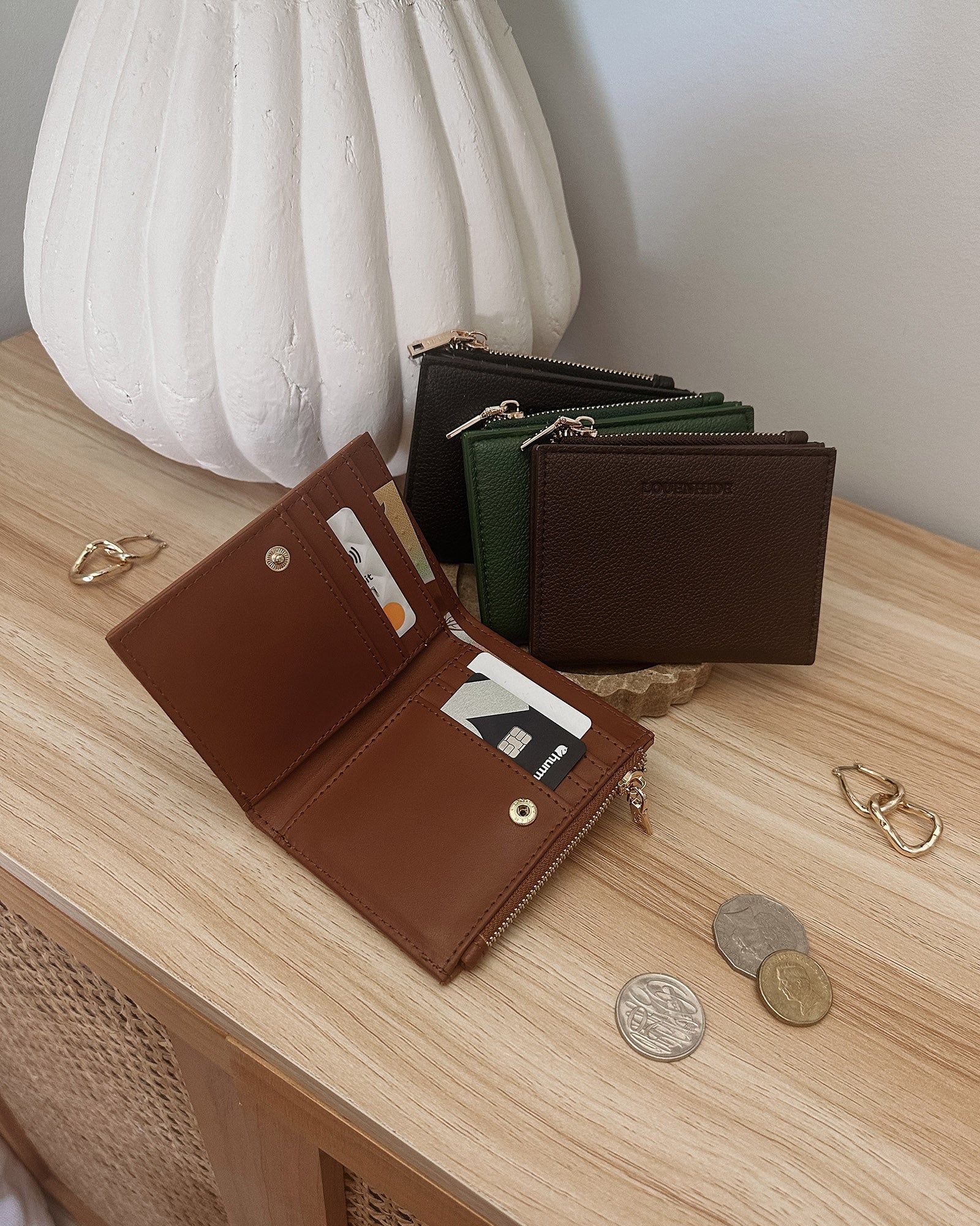 Buy The Lily Wallet - Black Online – Louenhide