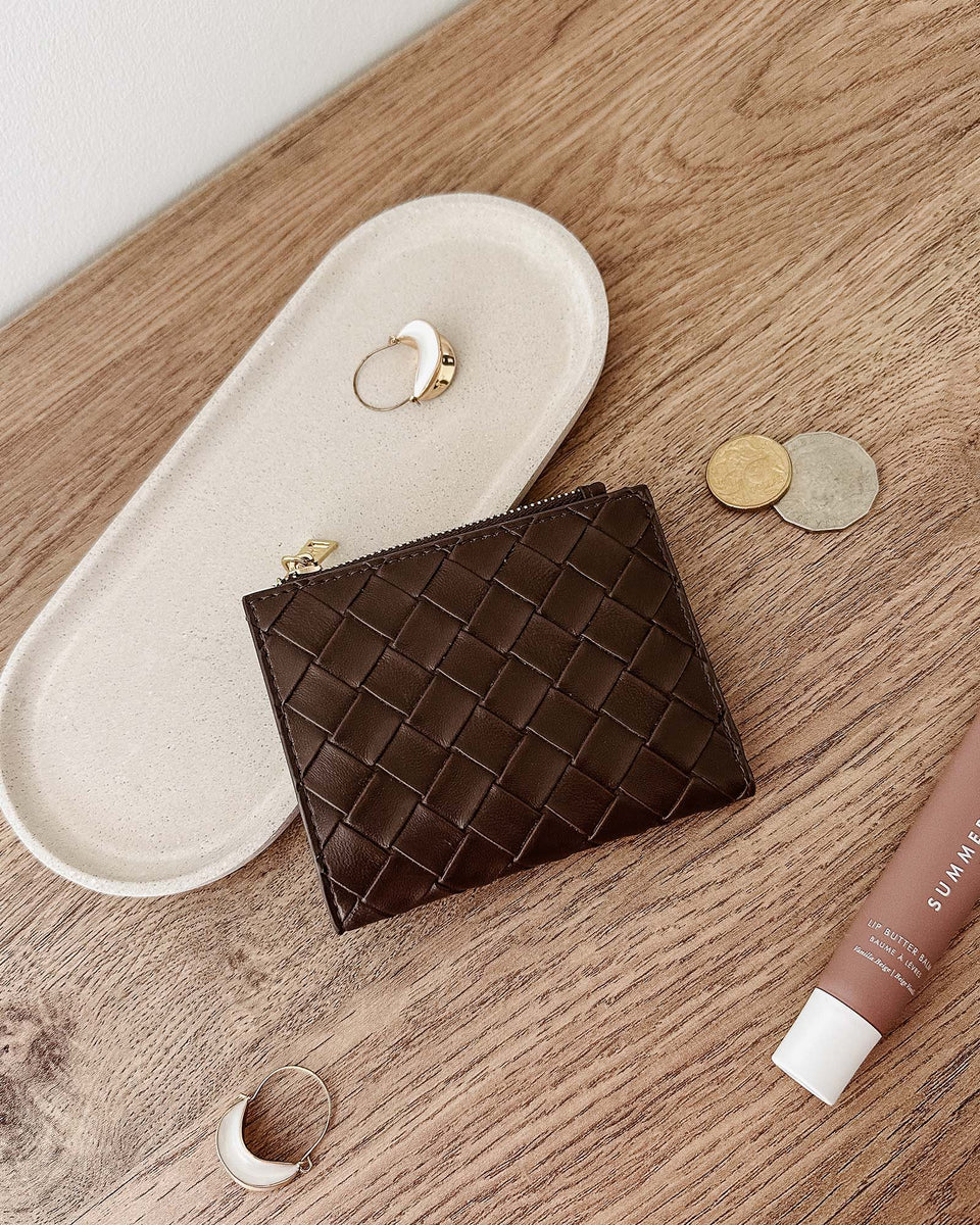 Buy The Lily Woven Wallet - Chocolate Online – Louenhide