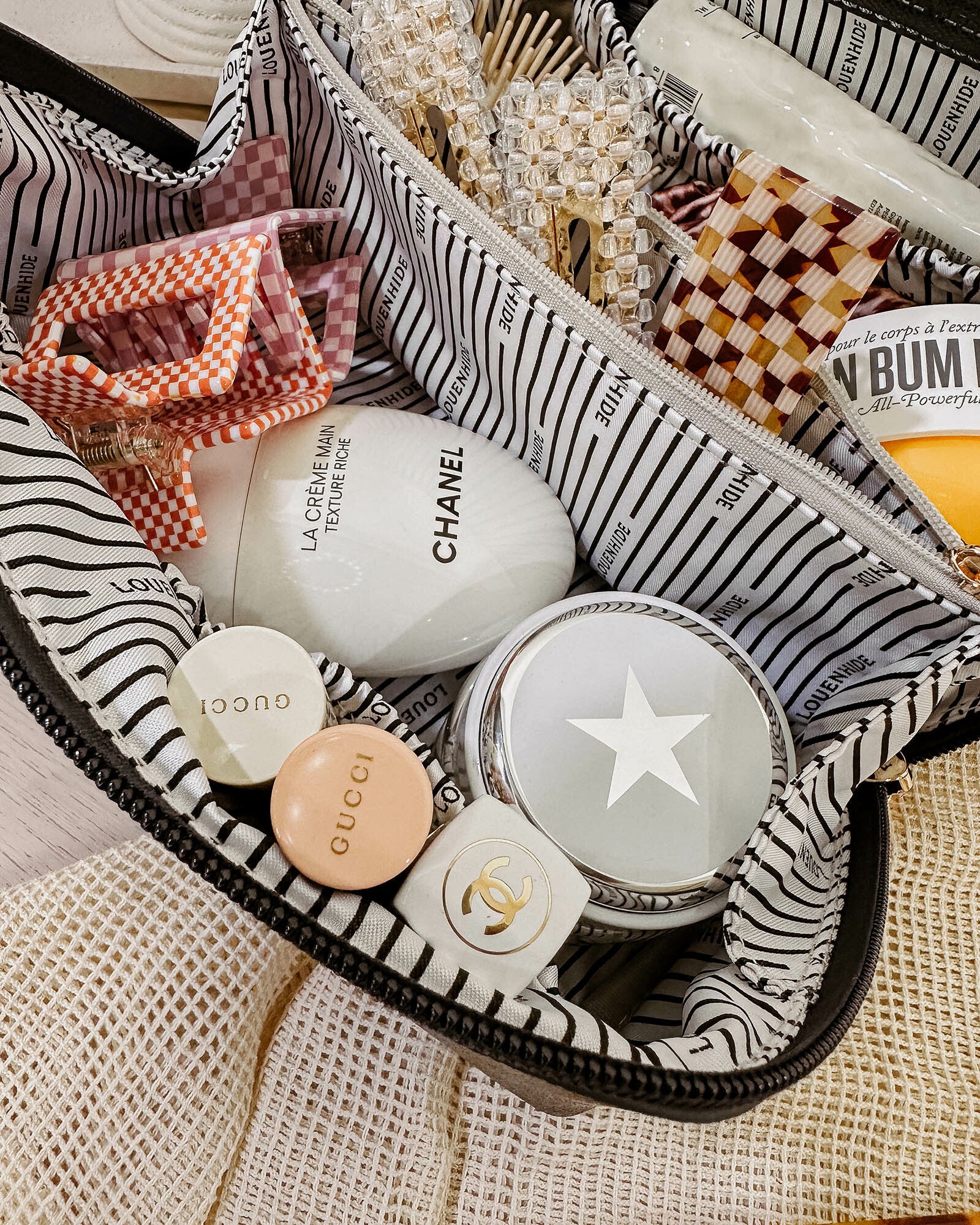 Ellis James Makeup Bag - Carry Your Cosmetics in Style
