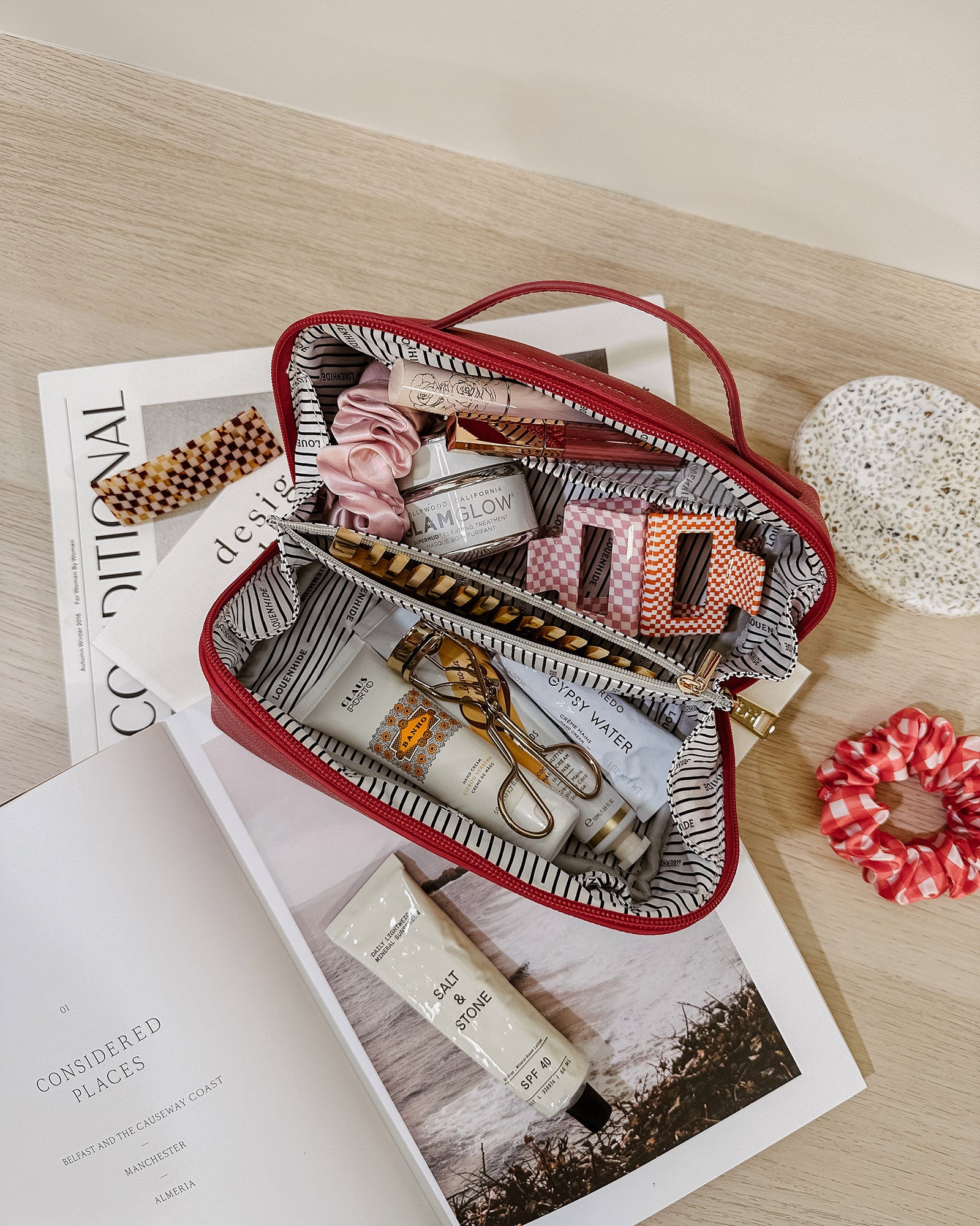 Ellis James Makeup Bag - Carry Your Cosmetics in Style